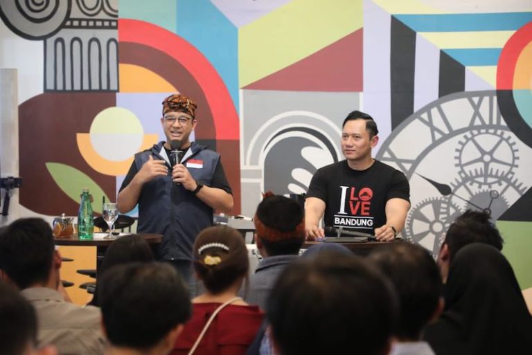 Tampil Bareng, Anies AHY Buka Ruang Kreativitas Anak Muda Bandung ...