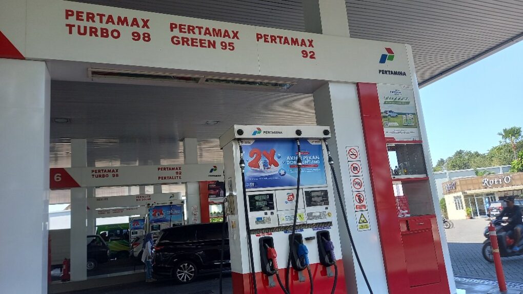 Harga BBM Surabaya Hari Ini 10 Juni 2026: Pertamax Rp 16.284, Pertalite ...